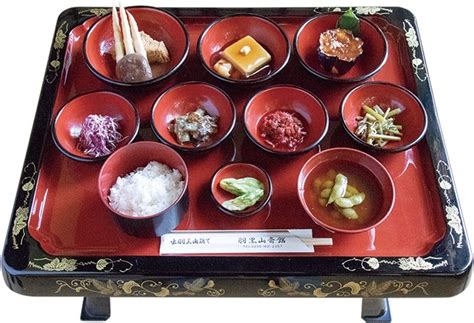 庄内・鶴岡を巡る旅「詣でる つかる 頂きます」～ 出羽三山詣で 食と銘酒で語らう旅｜東北の観光スポットを探す 旅東北 東北の観光・旅行