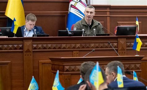 З 16 травня у Києві відновлюють електронну оплату за проїзд у громадському транспорті Вечірній