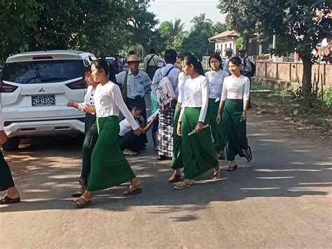 ၂၀၂၄ ခုနှစ်၊ တက္ကသိုလ်ဝင်စာမေးပွဲကို ဒိုက်ဦးမြို့နယ်မှ ကျောင်းသား ကျောင်းသူများ အင်္ဂလိပ