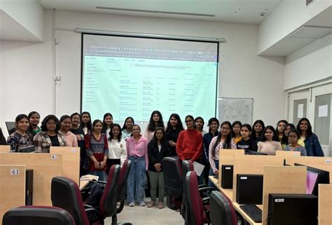 Acmw Womenintech Coding Eventorganizer Growth Learning Anamika Godara