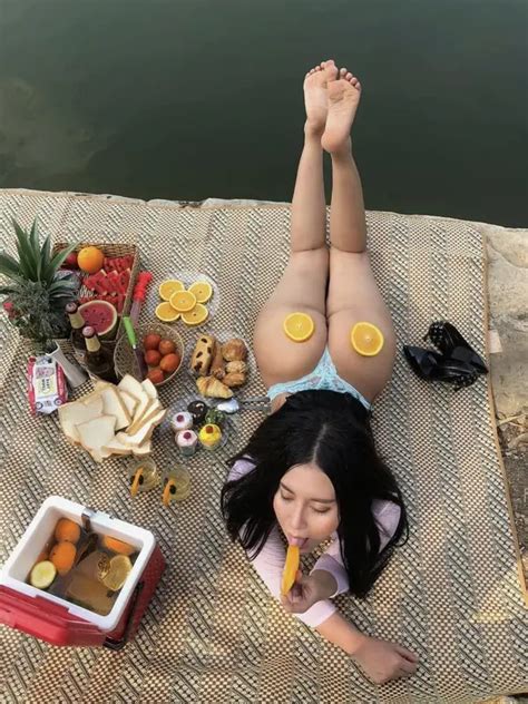 Nh V Hu Nh Ng C Ph Ng Nude Khoe V Ng C Ng T