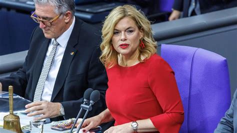 Julia Klöckner Debatten Im Parlament Sollen Lebendiger Werden