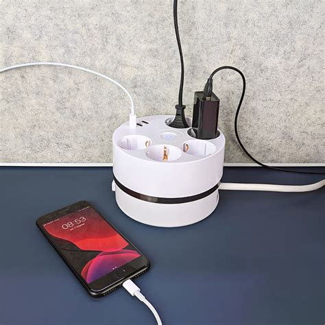 Фасунга с изтеглящ се кабел Krassus 250v 16a 3680w 5 стандартни