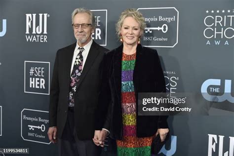 Jean Smart Photos Photos And Premium High Res Pictures Getty Images