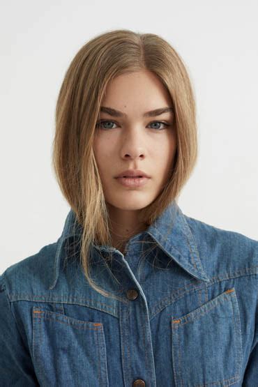 Chloe Viviens Models