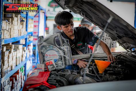 ถ่ายน้ำมันเครื่องพร้อมเปลี่ยนกรอ ไทยสยามออโต้ไทร์ เรซซิ่ง