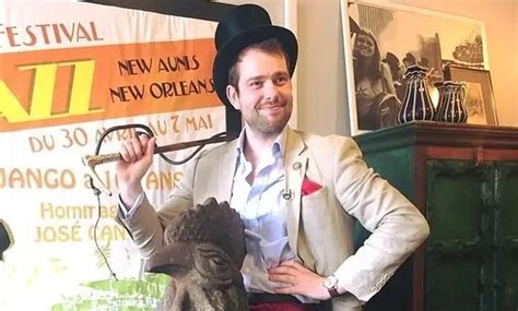 Tim Medhurst Wiki Age Wife Partner Married Antiques Road Trip