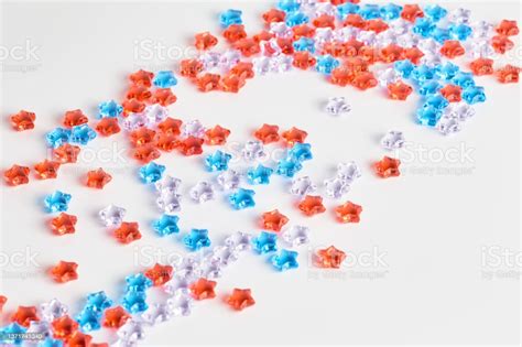 7 월 미국 독립 기념일 의 4 흰색 배경에 장식 플랫 평지 미니멀 한 구성 텍스트 공간 0명에 대한 스톡 사진 및 기타 이미지 Istock