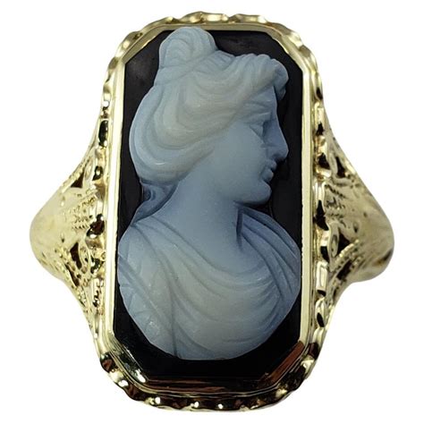Vintage 14 Karat White Gold Onyx Cameo Ring At 1stdibs