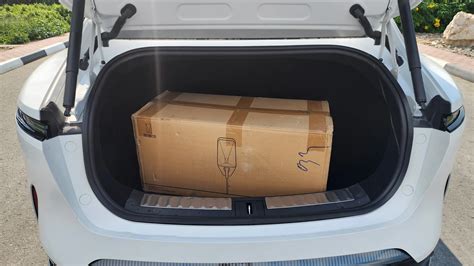 Avatr 11 Vip Matte White For Sale Alwan