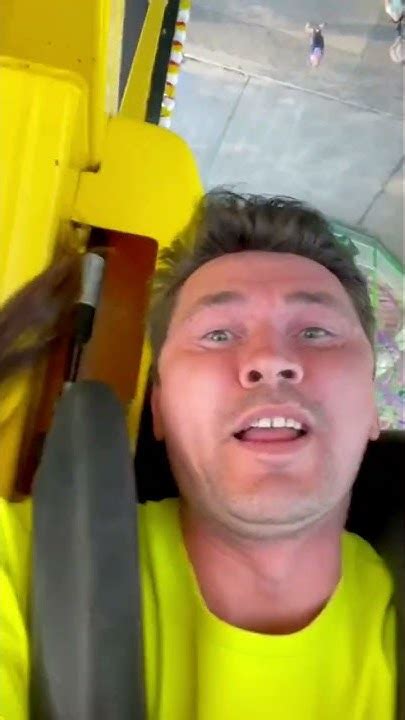 ВВЕРХ НОГАМИ на аттракционе Youtube