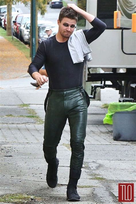 Full Sized Photo Of Stephen Amell Shirtless Wrestling Match 08 Arrow S Stephen Amell Looks Like