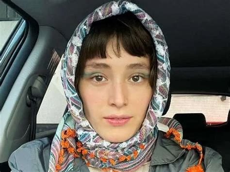 تصویر جنجالی از سیگار کشیدن فرشته حسینی عکس