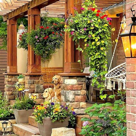10 Small Porch Privacy Ideas Thatll Keep Nosy Neighbors Guessing Decofond