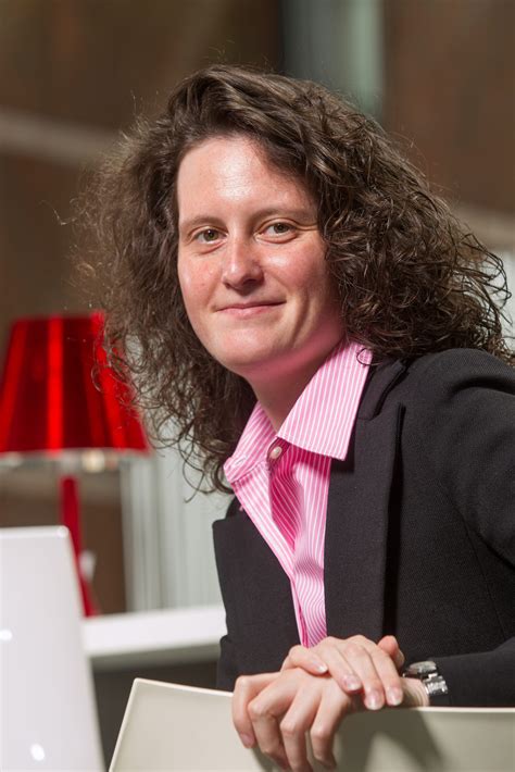 Naomi Van Meel Werfand