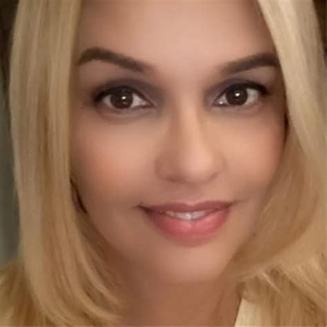 Nitza Gonzalez Riveras Amazon Page