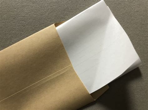 書類封筒入れ方 書類を折って封筒に入れる 封筒に三つ折りでa4書類を入れる方法 Mzphu