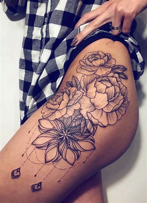 Top Hip Tattoos For Women Toptatts