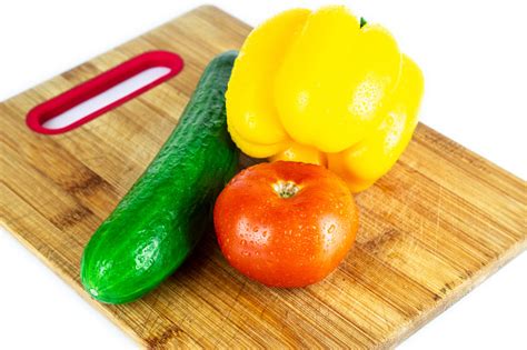 신선한 토마토 오이 나무 칠판에 고립 된 파프리카 유기농 채소 건강한 식생활 개념 0명에 대한 스톡 사진 및 기타 이미지 0명 건강한 식생활 과일 Istock