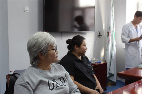 6 НАСТАЙ ХҮҮХДИЙН УРЬДЧИЛАН СЭРГИЙЛЭХ ҮЗЛЭГ ЗОХИОН БАЙГУУЛНА… Хан Уул Эрүүл мэндийн төв