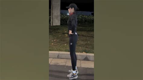 🎈달리기 전 몸을 푸는 방법을 모르시나요 그것은 중요하지 않습니다 지금 저를 따라 해보세요 러닝 준비를 완벽하게 갖추고 운동의 즐거움을 누려보세요 💖 Sports