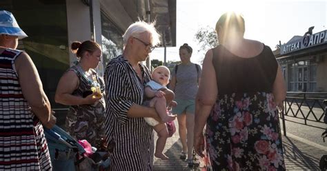 여자아이에 남자 이름 안 돼러 성별과 다른 이름 금지법 추진