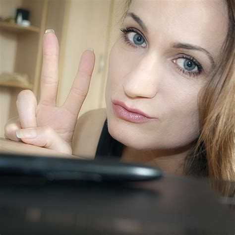 How To Apply A Layer Style To Multiple Layers In Photoshop