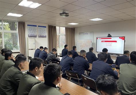 分院党委委员唐世明同志到飞行十大队宣贯党的二十大精神 新津分院