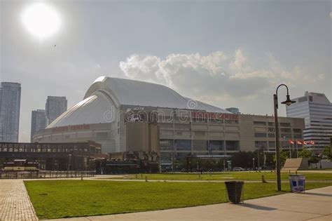 The Rogers Centre Home Of Baseball S Toronto Blue Jays This Stadium