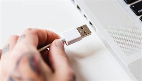 How To Connect USB Devices To MacOS Mojave On VMware GEEKrar