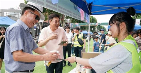 [포토] 대학로 차없는 거리 행사