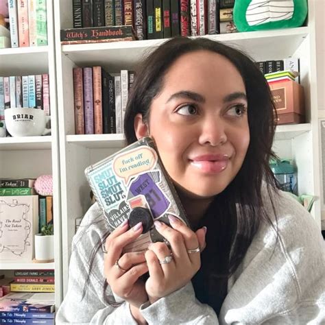 Lexi Lexxii S Library Threads Say More