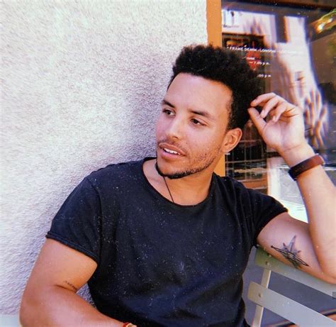 Tavior Mowry Mens Tshirts Mens Tops Men