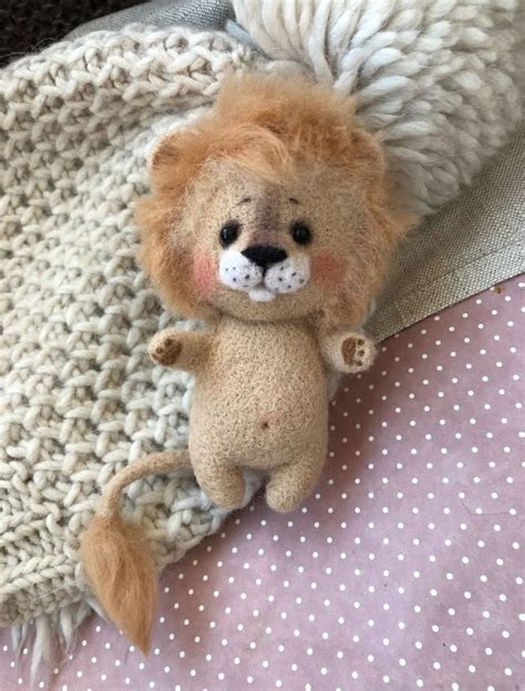 Игрушка из шерсти Лёва в интернет магазине на Ярмарке Мастеров Войлочная игрушка Санкт