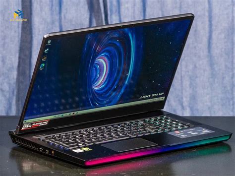 Laptop Msi Ch Nh H Ng Gi R Tr G P