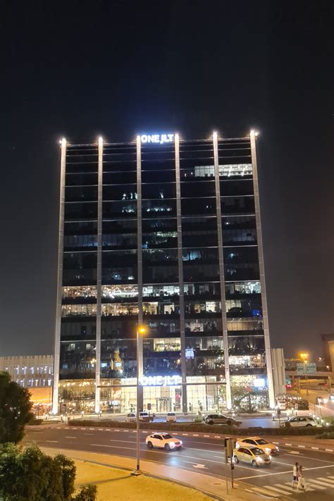 One Jlt Propsearch Ae