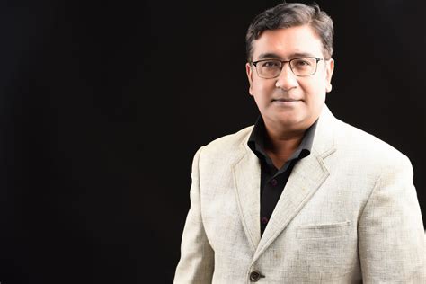 Ganesh Moorthy Medium