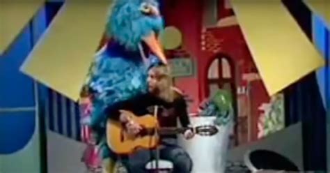 Is Big Bird From Sesame Street Different Colors In Other Countries