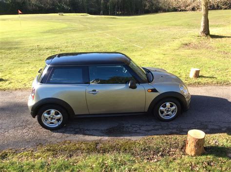 2010 Mini One 16 In Sparkling Silver Mrs Mini Used Mini Cars For Sale