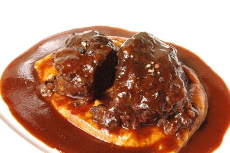 ワイン酒場bistro 2538にこみや、門前仲町店12月4日オープン！ 進化した名物「国産牛ホホ肉の赤ワイン煮込み」を500円で提供