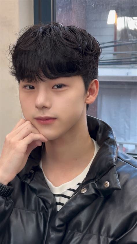 🇰🇷앤트 성수 이도환 현재 제일 많이 찾는 머리는 🖤프링쉐도우펌🖤 Instagram