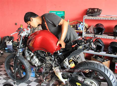 Ubah Posisi Tangki Honda Cs One