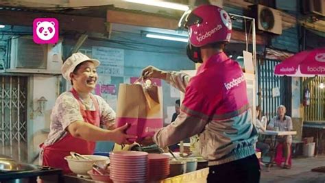 ထိုင်းနိုင်ငံသားများ၏ ဝေဖန်မှုများစွာခံခဲ့ရပြီး လုပ်ငန်း အရှုံးပေါ်ခဲ့သည့် အစားအသောက် ဝန်ဆောင်မ