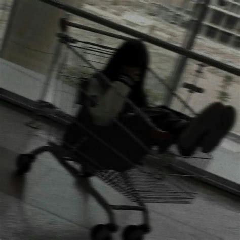 پروف دپ غمگین مود دخترونع عکس ویسگون