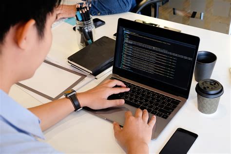 DIY Or DI Dont Pros And Cons Of Hiring A Web Developer