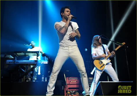 Adam Levine Maroon 5 Citi Concert Photo 2742762 Adam Levine