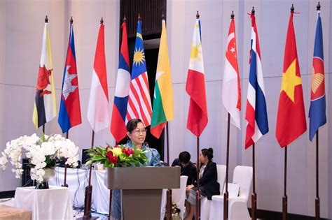 ຂ່າວສານກະສິກຳ ປ ຂ່າວສານກະສິກຳ ປ່າໄມ້ ແລະ ພັດທະນາ ຊົນນະບົດ