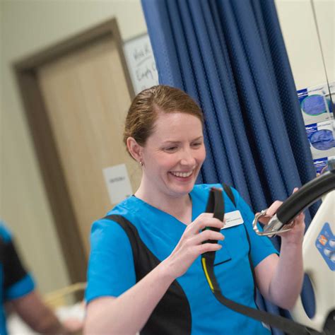 Begin A Career In Health Care Health Care Assistant Certificate