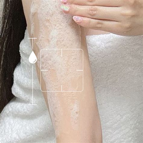 디어도어 바디워시만 잘 써도 피부가 촉촉하다는 사실 알고 계셨나요 찬바람 불기 시작하고 건조해진 피부 디어도어 바디워시는 피부 수분을 그대로 보존해서 샤워만 해도