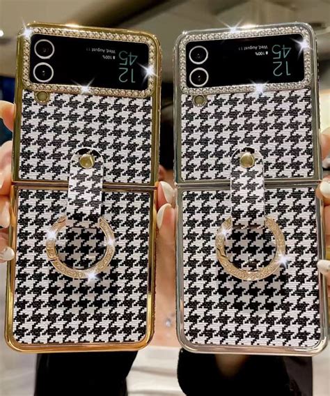 큐빅 체크 핑거링 디자인 갤럭시 Z플립5 4 3 하드 범퍼 케이스 에이블리